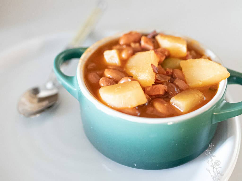 Puerto Rican Beans Habichuelas Guisadas