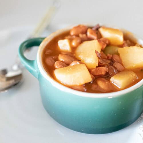 Puerto Rican Beans Habichuelas Guisadas