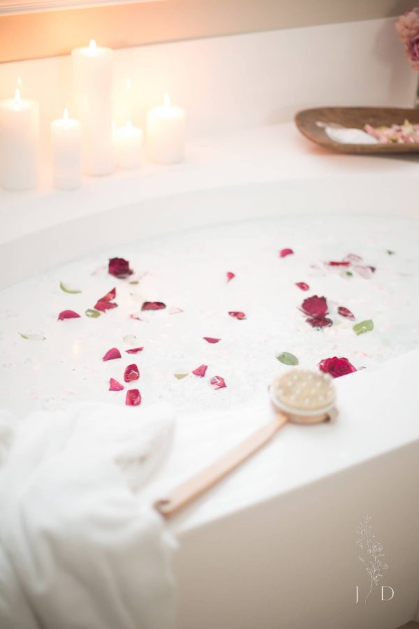 How to Make a Beautiful Romantic Bath