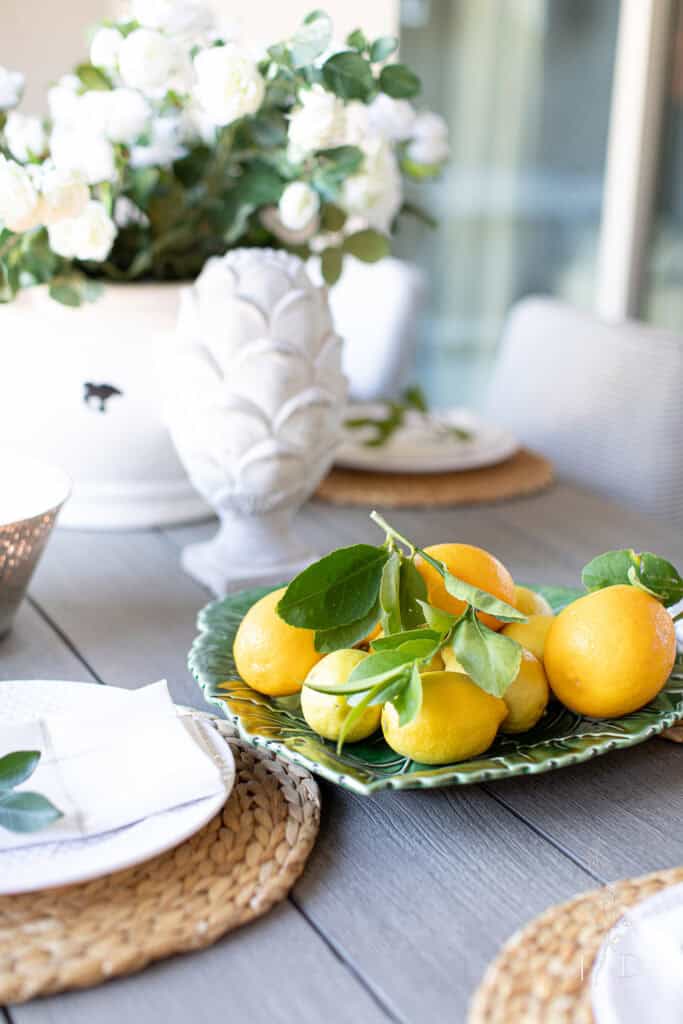 Outdoor Table Decor for a Beautiful Spring Table