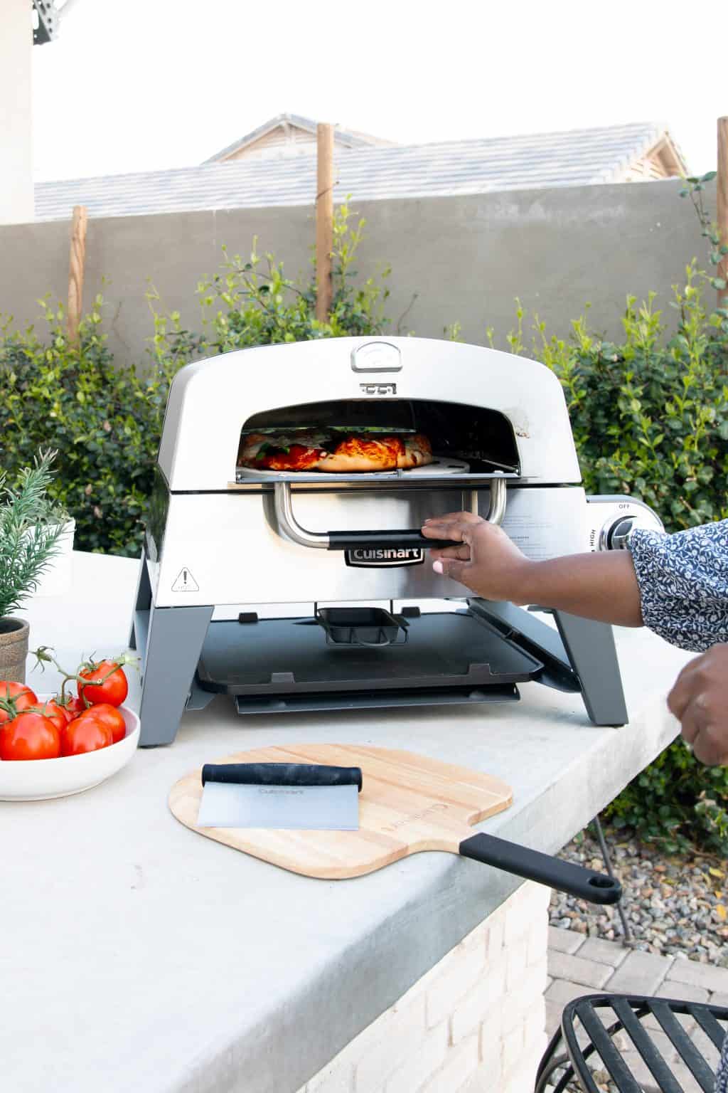 How to Plan an Outdoor DIY Pizza Night - Plus 5 Time Saving Tips
